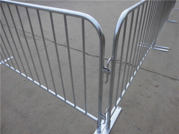 Wholesale Galvanized & Powder Coated Crowd Barriers For Sale