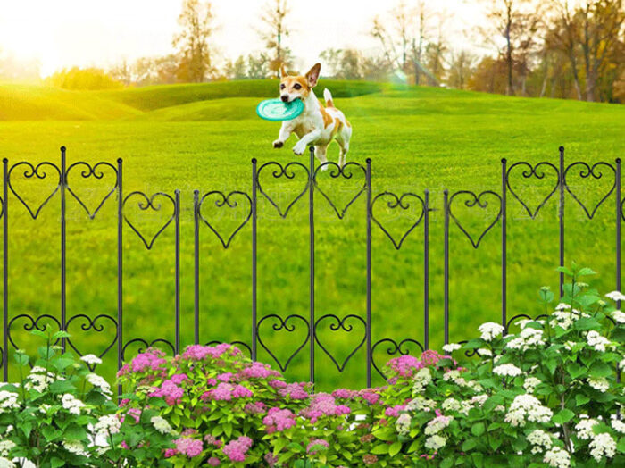 Creative Decorative Garden Fence Ideas for Your Outdoor Space