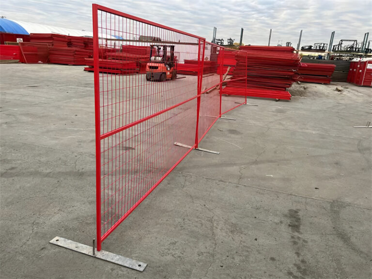 Heavy-Duty Temporary Fencing for Canadian Sites
